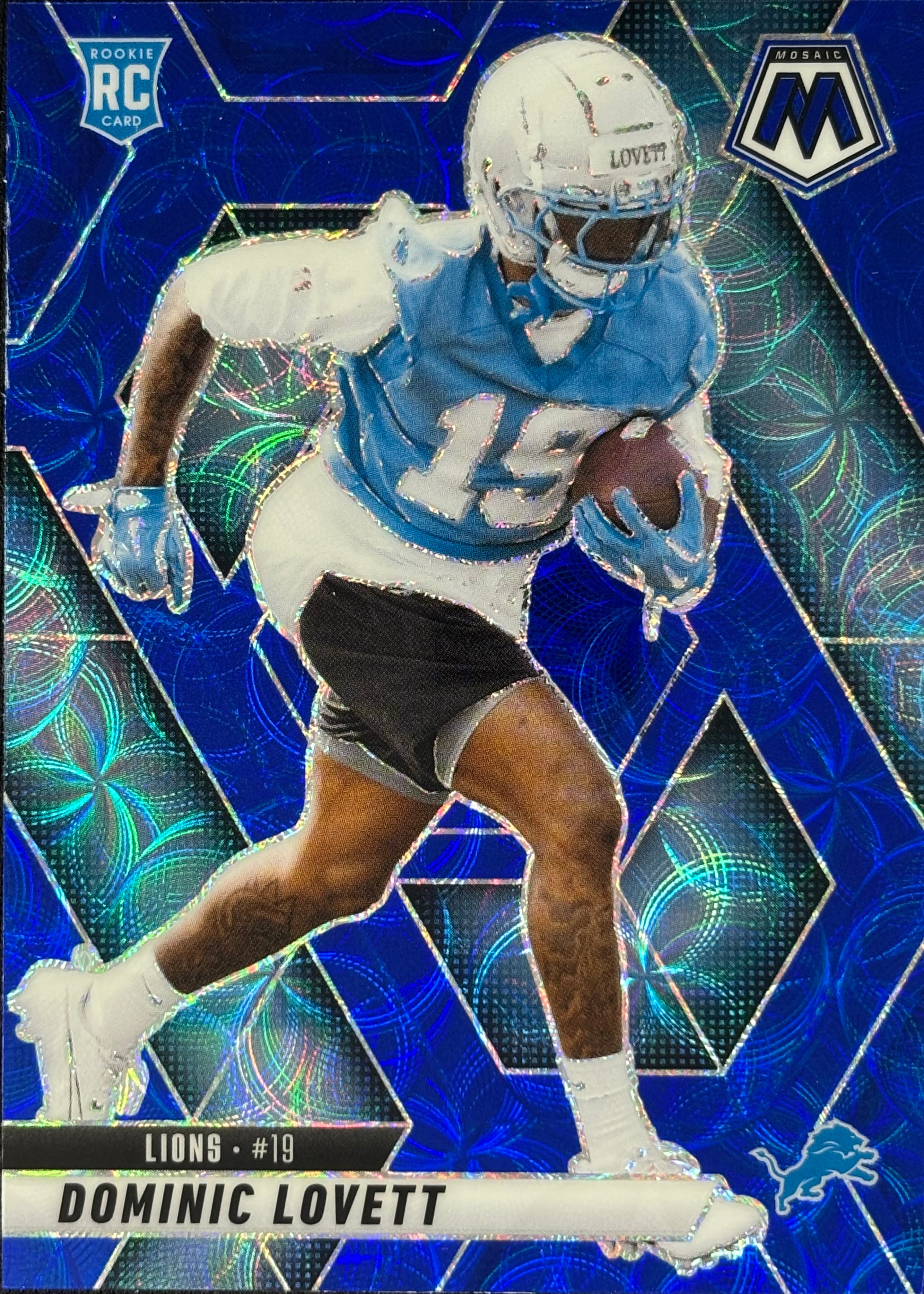 Dominic Lovett Mosaic Blue Scope Rookie Lions – Wayne Collection